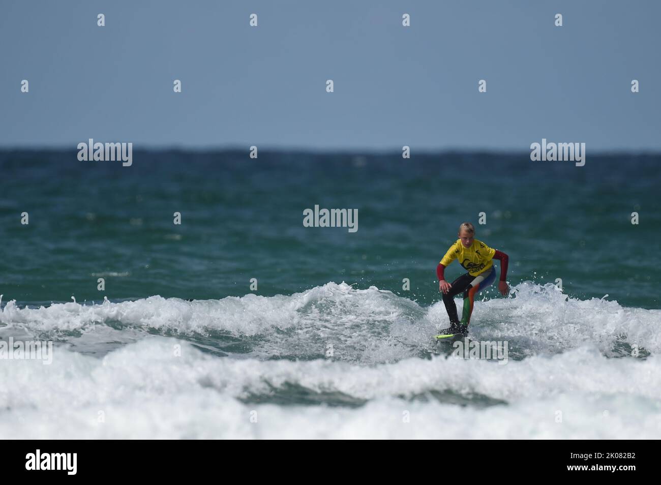 Surf waves logo hi-res stock photography and images - Alamy