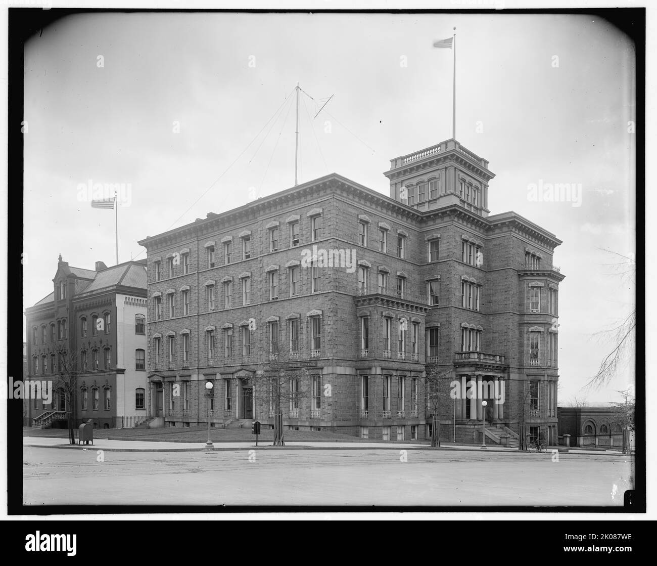 U.S. Public Health Service building, B St., SE, between 1910 and 1920 ...