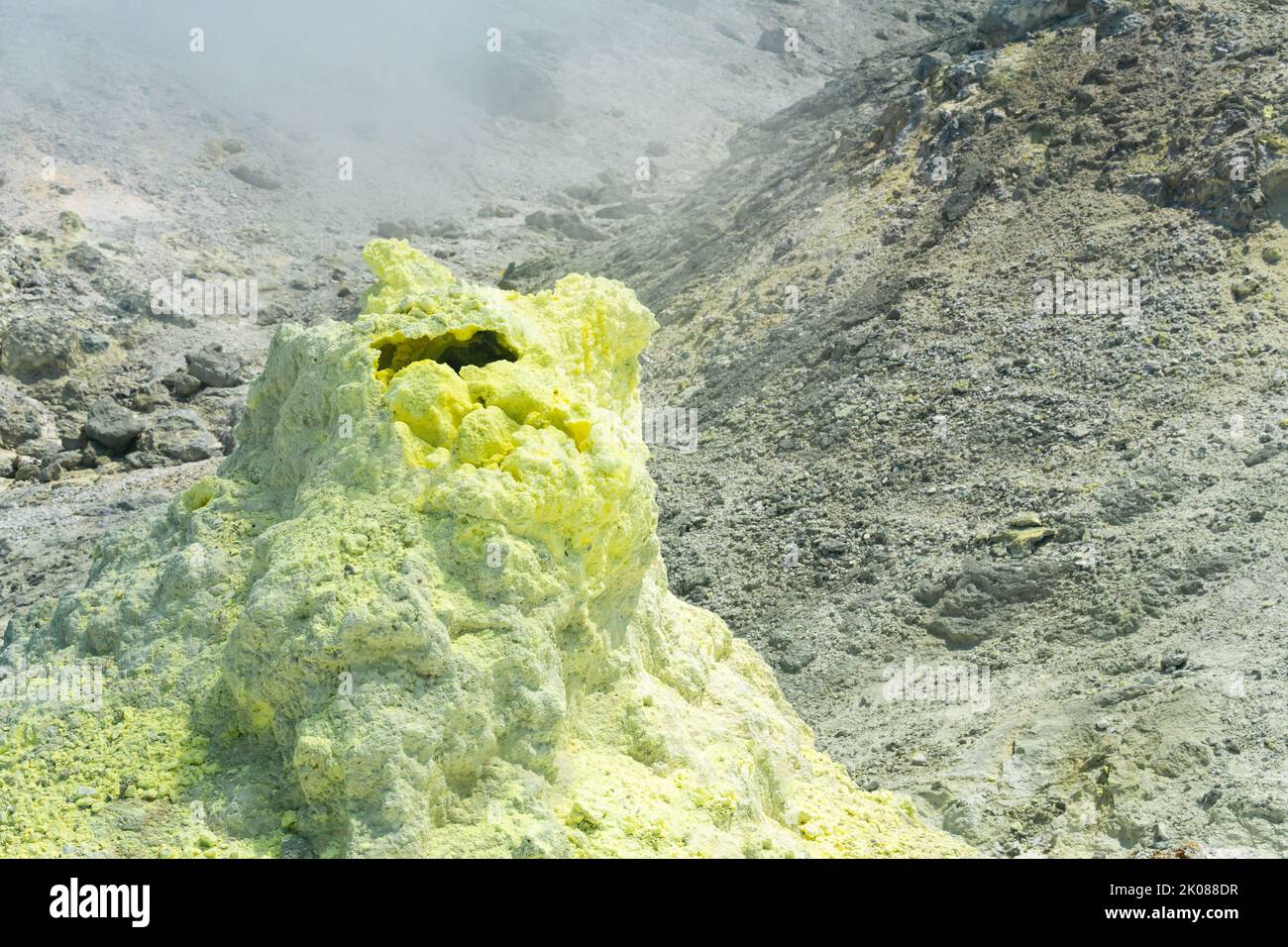 Sulfur deposits around fumarole hi-res stock photography and images - Alamy