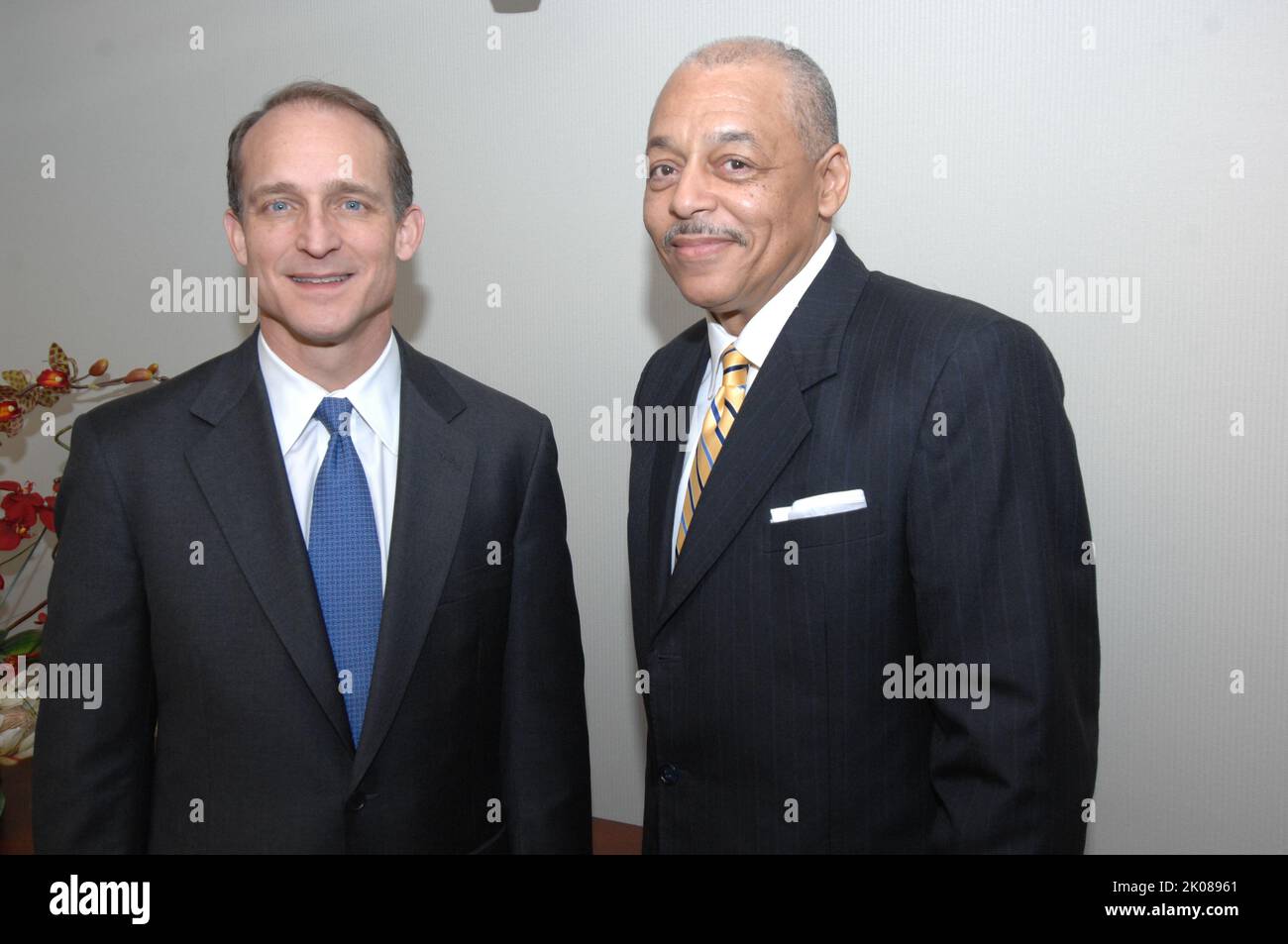 Secretary Steve Preston with Ginnie Mae Staff - Secretary Steve Preston ...