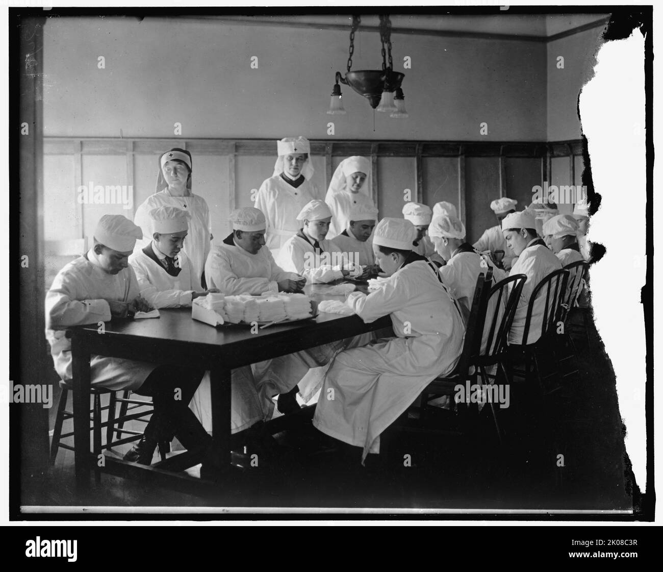 Red Cross, between 1910 and 1920 Stock Photo - Alamy