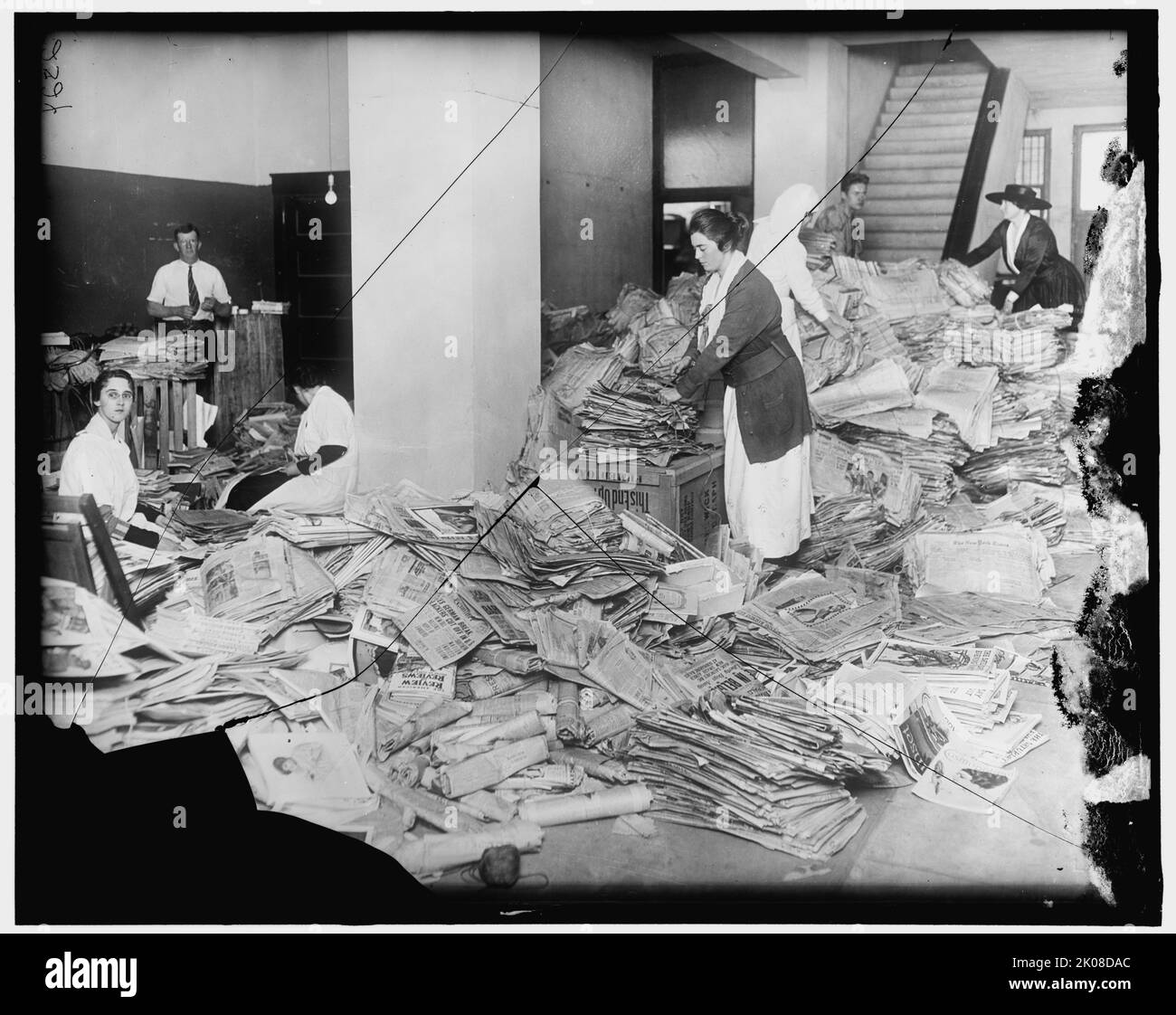 Red Cross, between 1910 and 1920 Stock Photo - Alamy