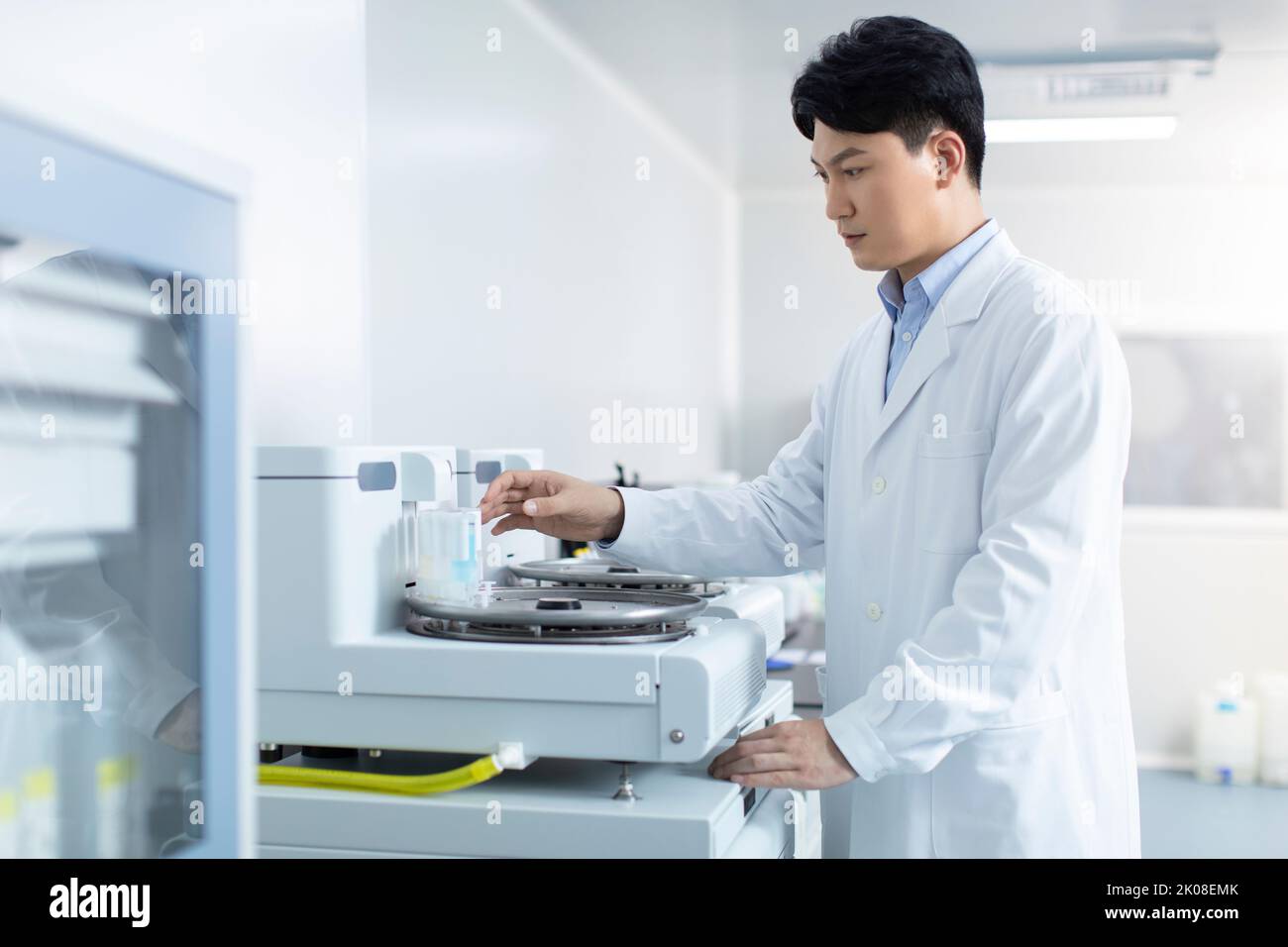Chinese biotechnology hi-res stock photography and images - Alamy