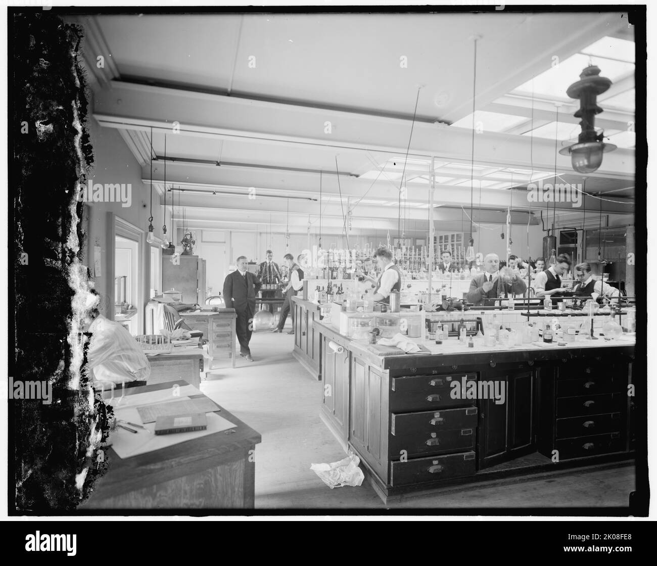 1920s lab hi-res stock photography and images - Alamy