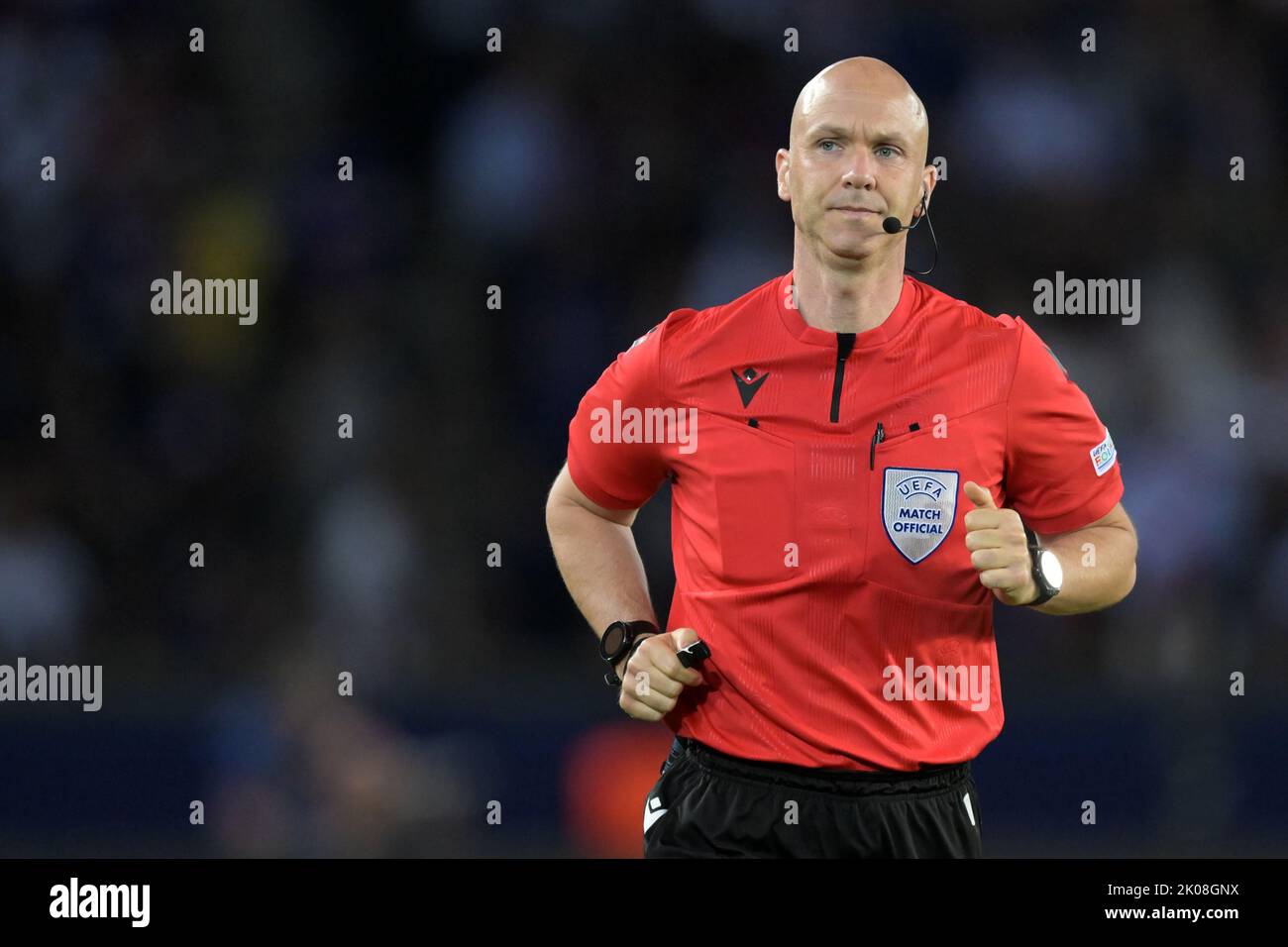 PARIS - Referee Anthony Taylor during the UEFA Champions League match ...