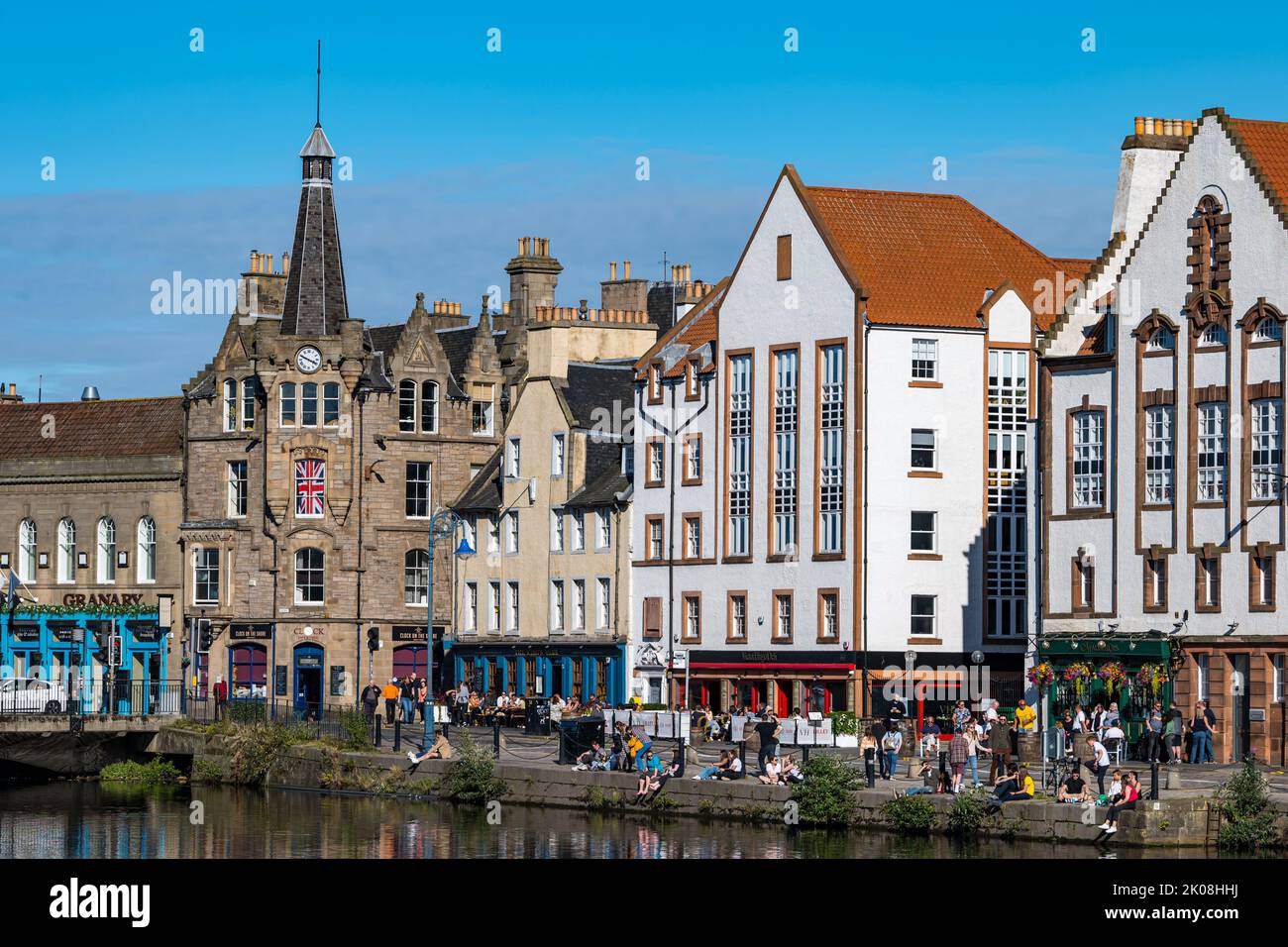 Leith, Edinburgh, Scotland, UK, 10th September 2022. UK Weather ...