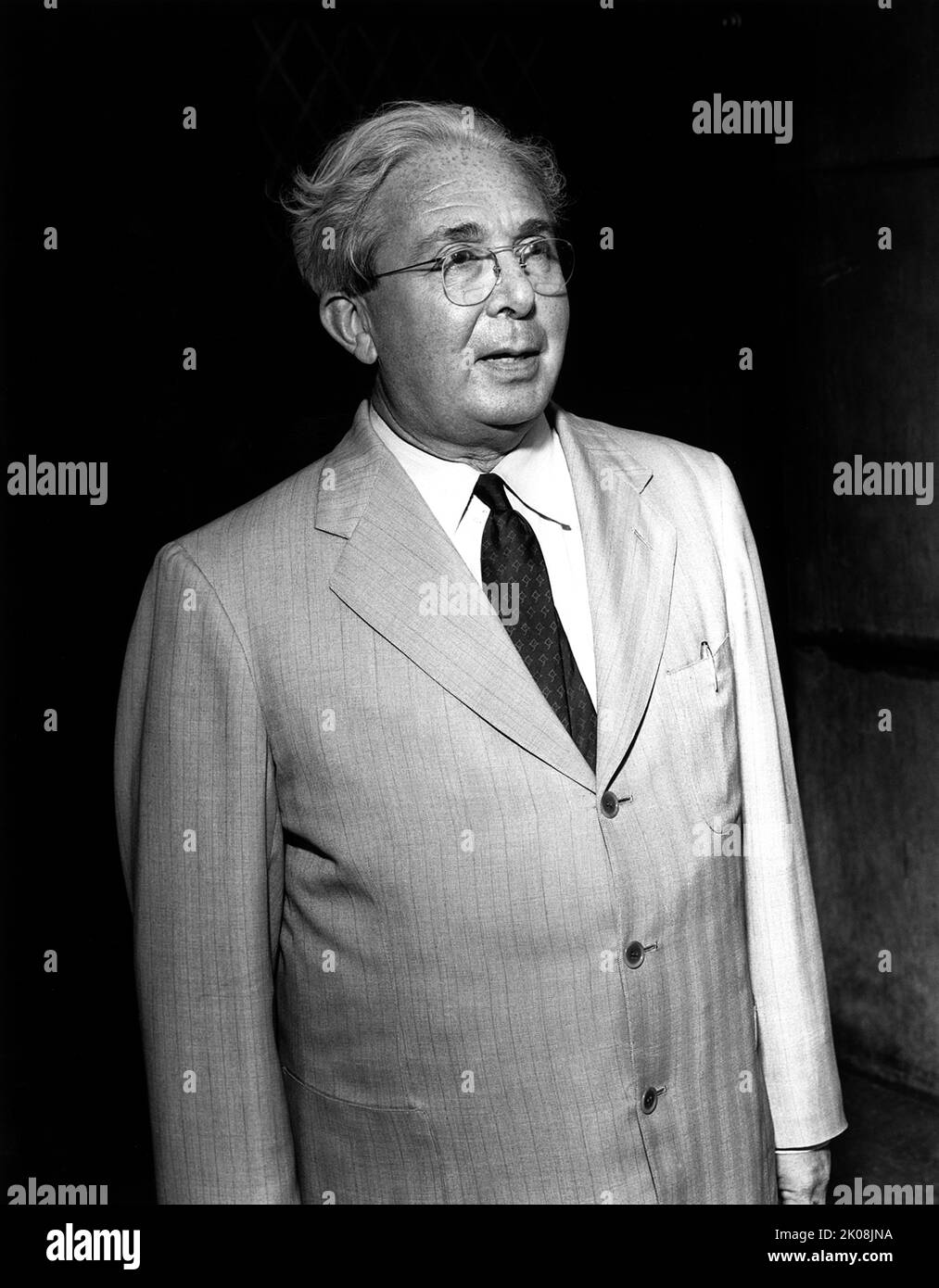 Leo Szilard (1898 - 1964) Hungarian-American physicist and inventor. He ...