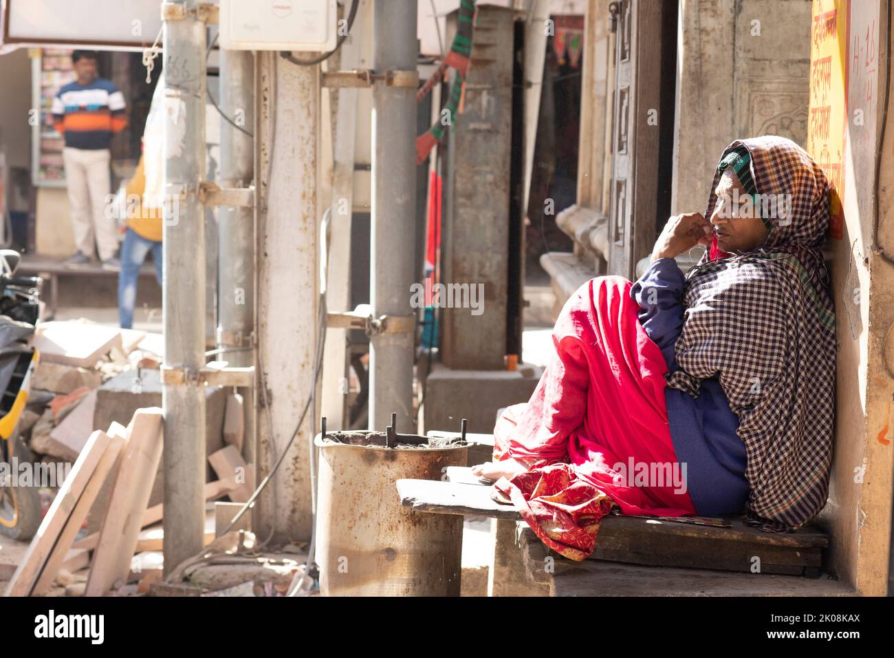 Indian hindu woman sitting hi-res stock photography and images - Alamy
