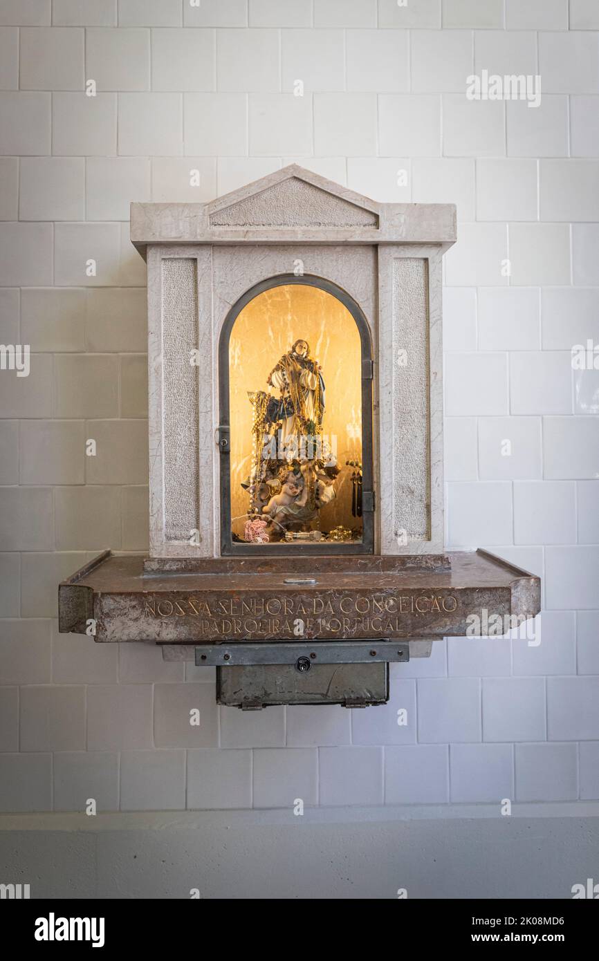 Mercado temporario do bolhao hi-res stock photography and images - Alamy