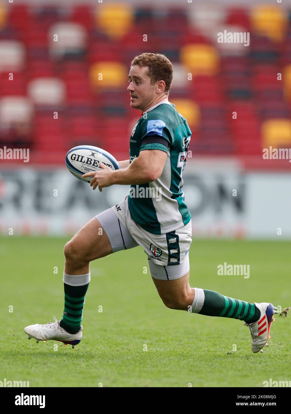 Gtech community stadium brentford hi-res stock photography and images ...