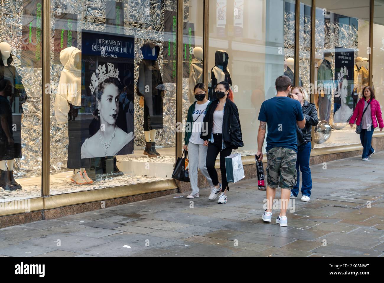 Tribute to the queen hi-res stock photography and images - Alamy