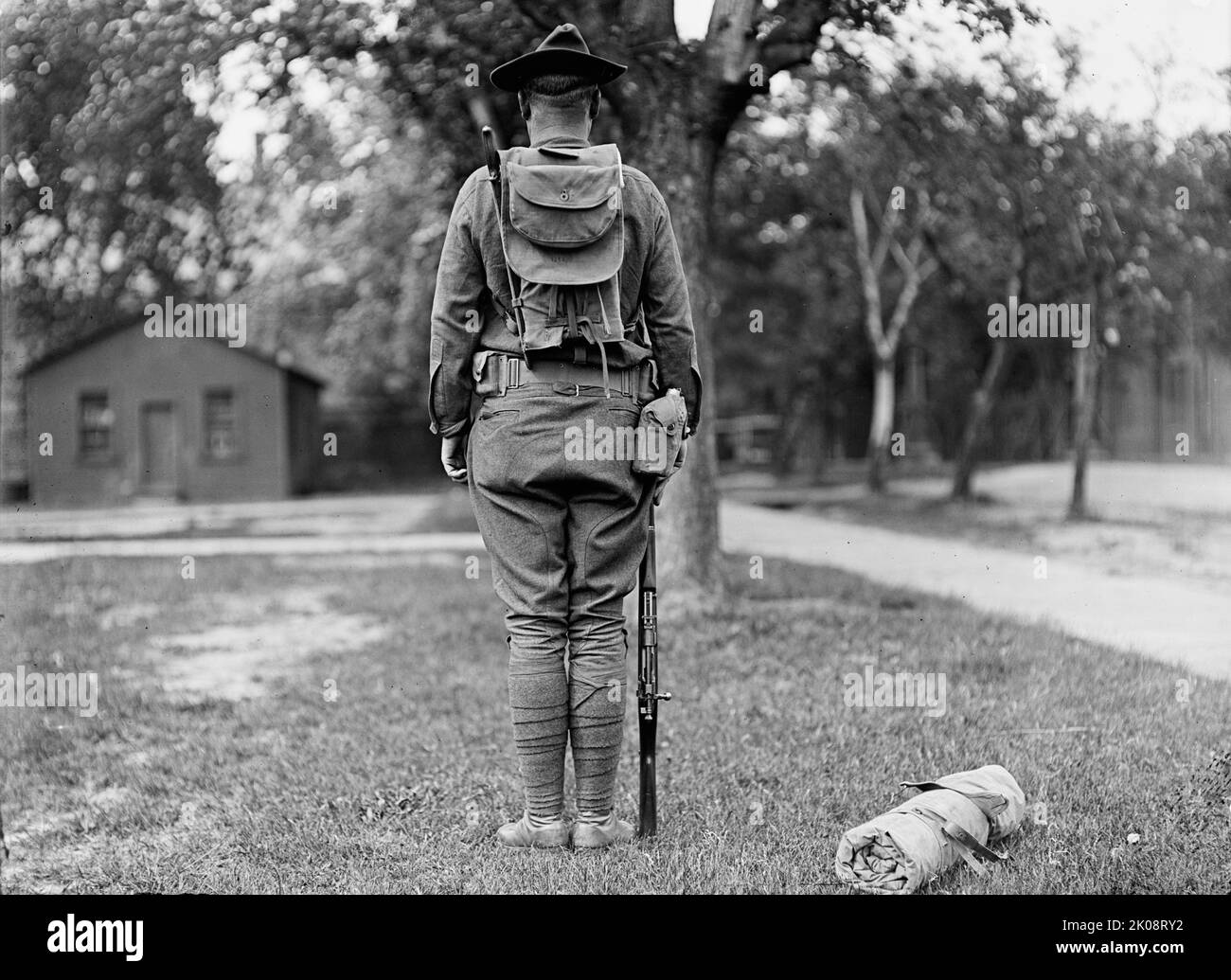 U.S. Army Inspection, 1910. [Soldier with gun, knapsack and water ...