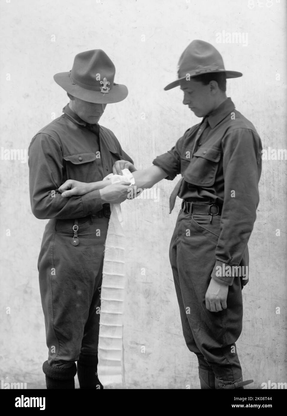 Boy Scouts Training Demonstration, 1912 Stock Photo - Alamy