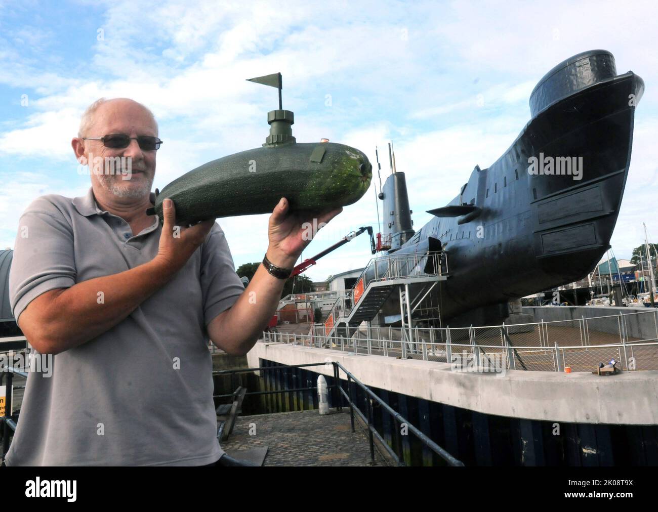 Hms alliance submarine hi-res stock photography and images - Alamy