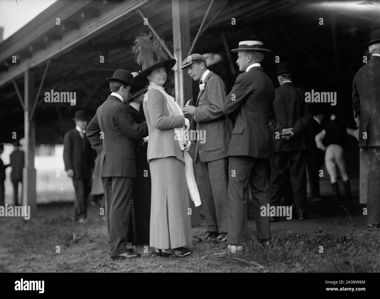 Benning Races. Miss Helen Taft, 1912. [Daughter of US president ...