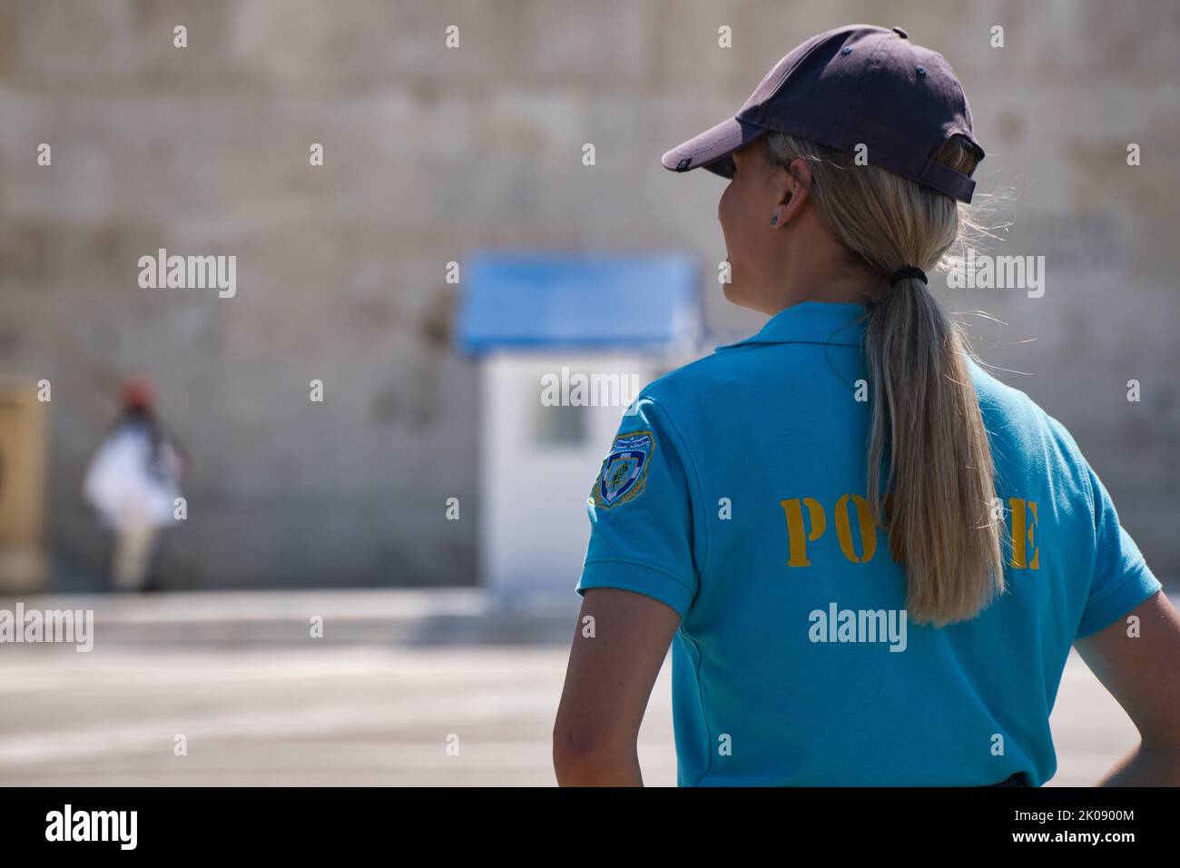 Police woman at the ceremony of the guard change at the unknown soldier ...