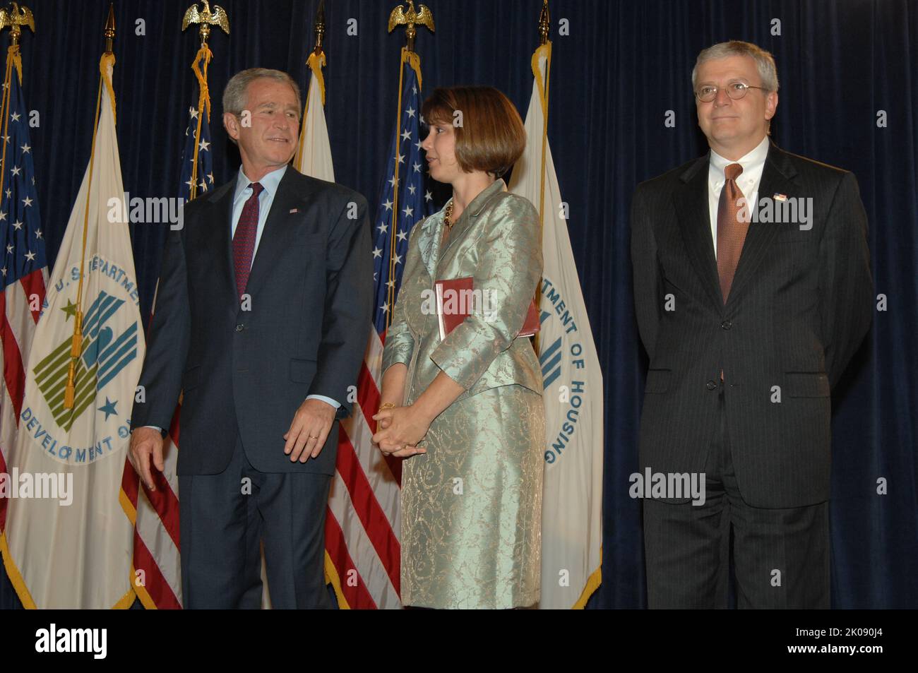 Swearing-in Ceremony for HUD Secretary Steve Preston - Swearing-in ...