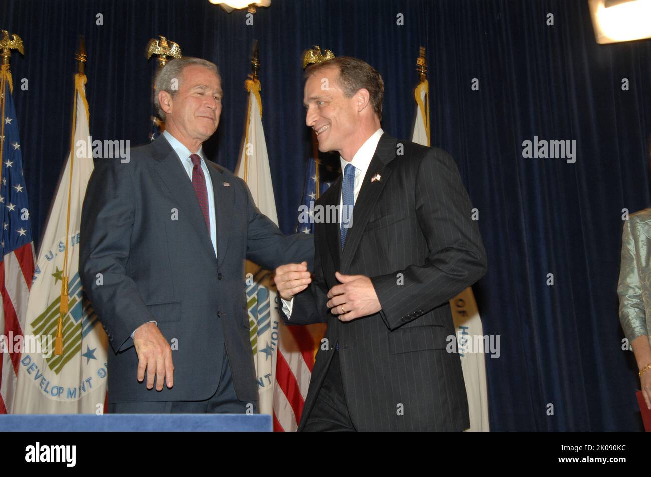 Swearing-in Ceremony for HUD Secretary Steve Preston - Swearing-in ...