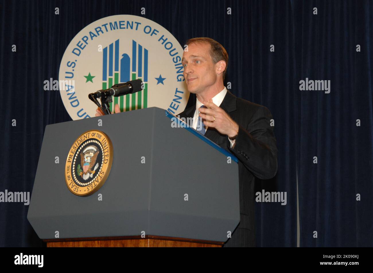 Swearing-in Ceremony for HUD Secretary Steve Preston - Swearing-in ...