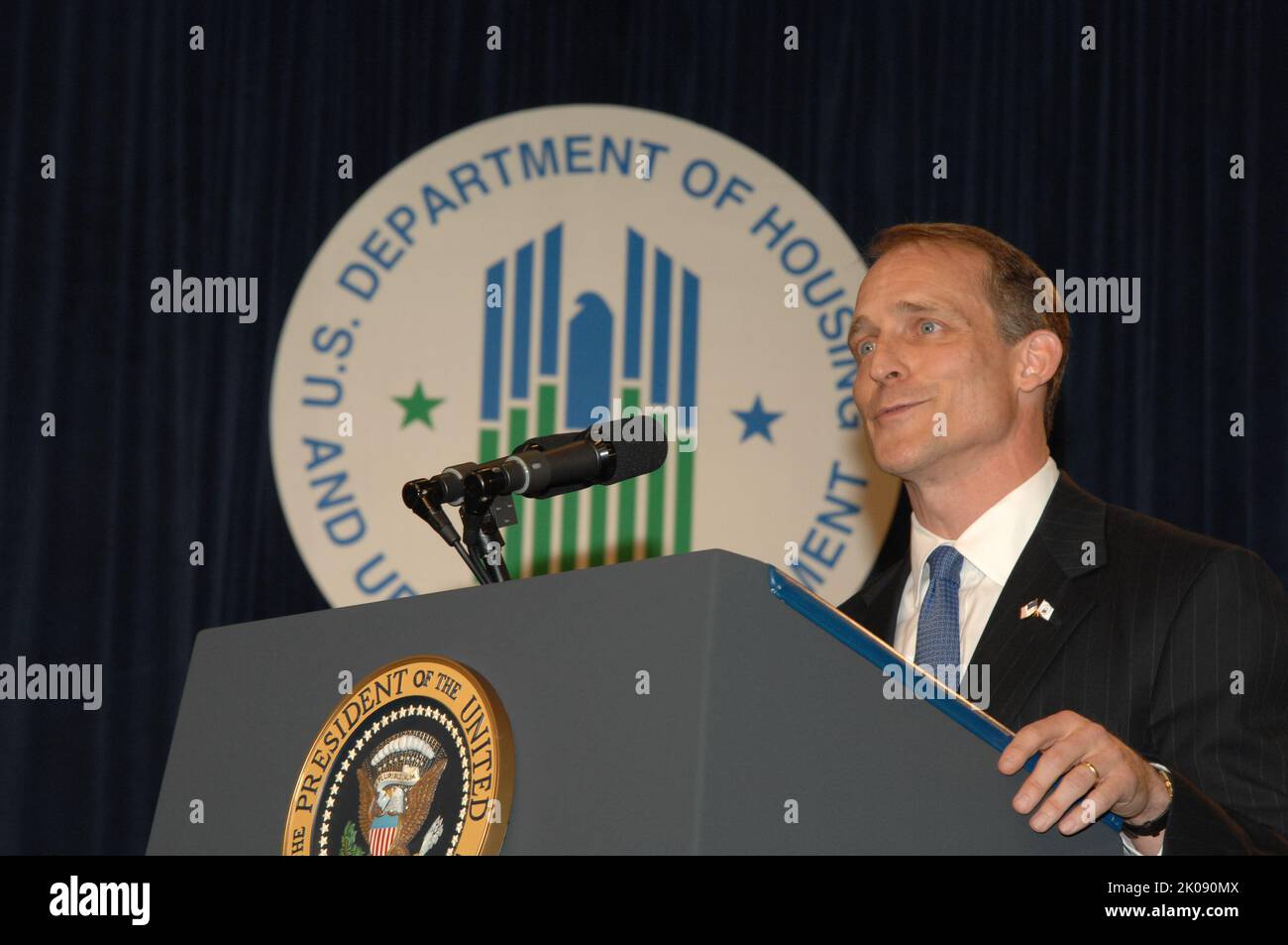 Swearing-in Ceremony for HUD Secretary Steve Preston - Swearing-in ...