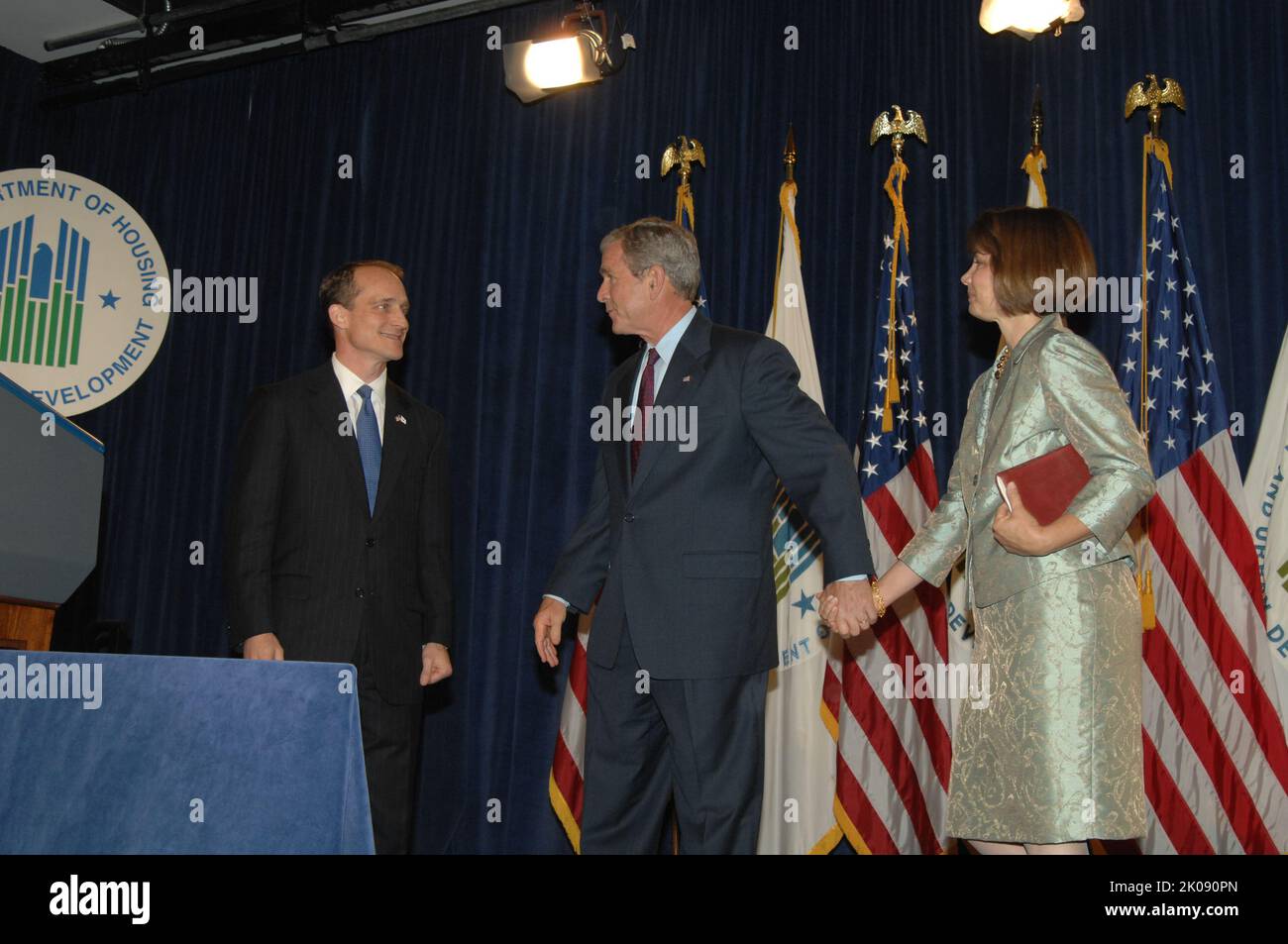 Swearing-in Ceremony for HUD Secretary Steve Preston - Swearing-in ...