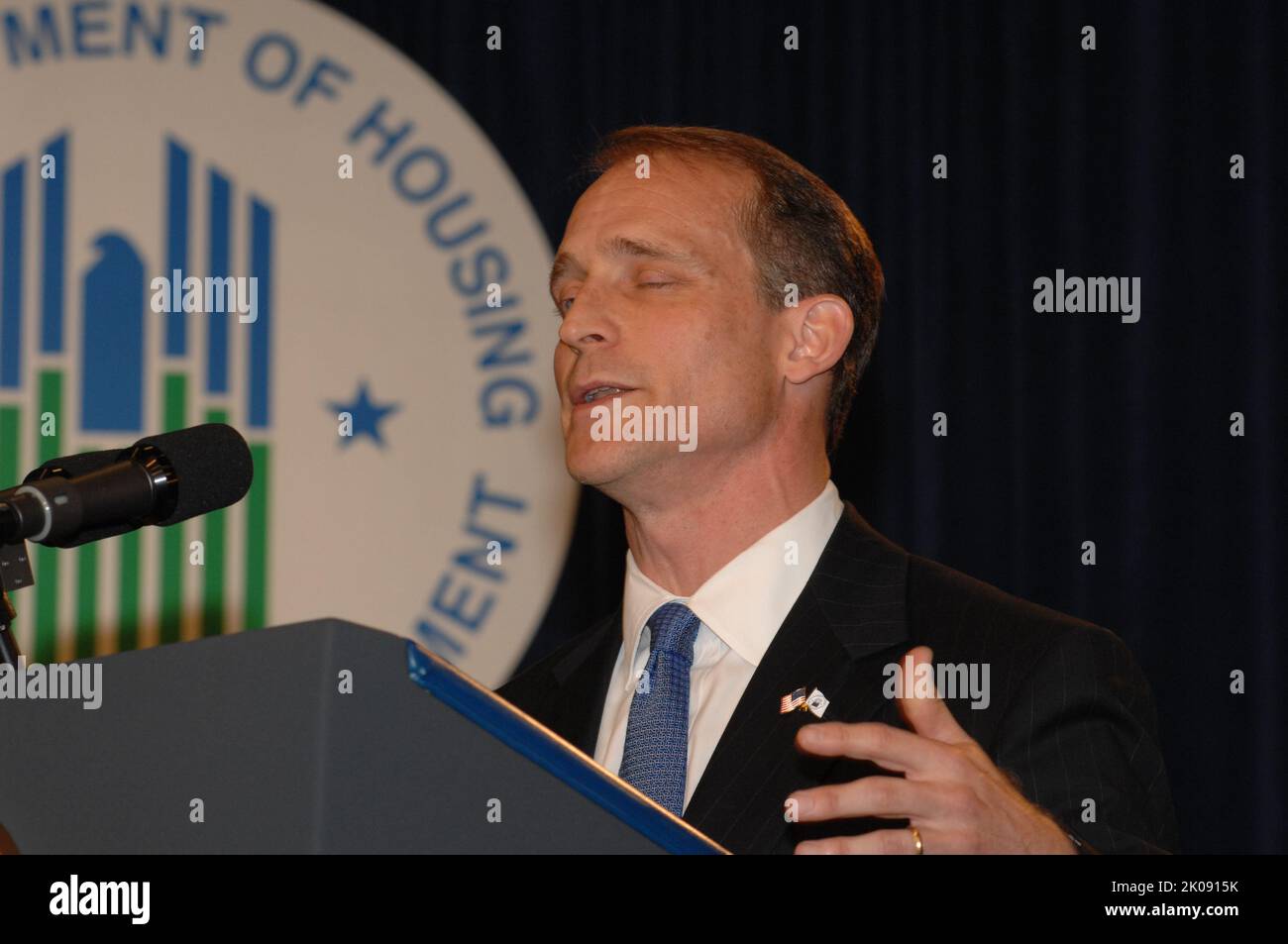 Steve Preston at Swearing-in Ceremony as New HUD Secretary - Steve ...