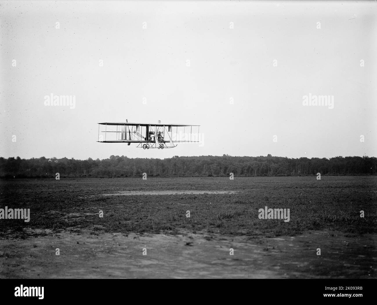Army Aviation, College Park Aviation Field, 2nd Season - Wright Biplane ...