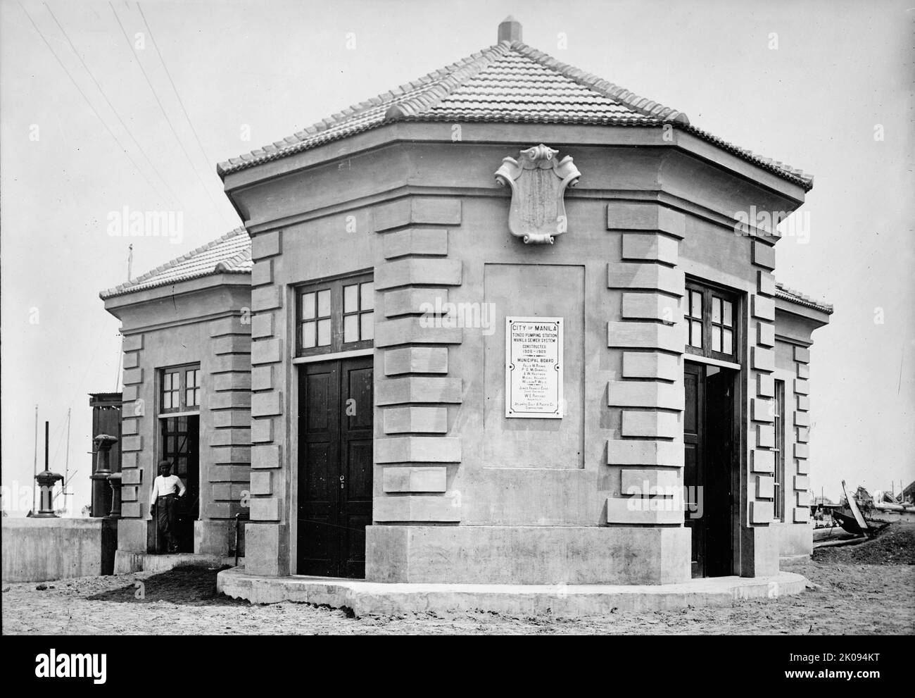 1910s sewer hi-res stock photography and images - Alamy