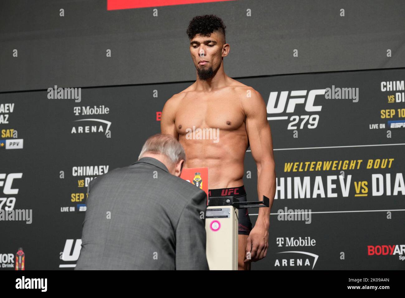 LAS VEGAS, NV - September 9: Johnny Walker steps on the scale for the ...