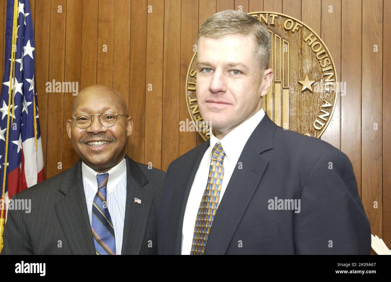 Secretary Alphonso Jackson with HUD Staff - Secretary Alphonso Jackson ...