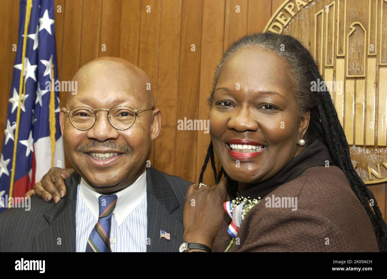 Secretary Alphonso Jackson with HUD Staff - Secretary Alphonso Jackson ...