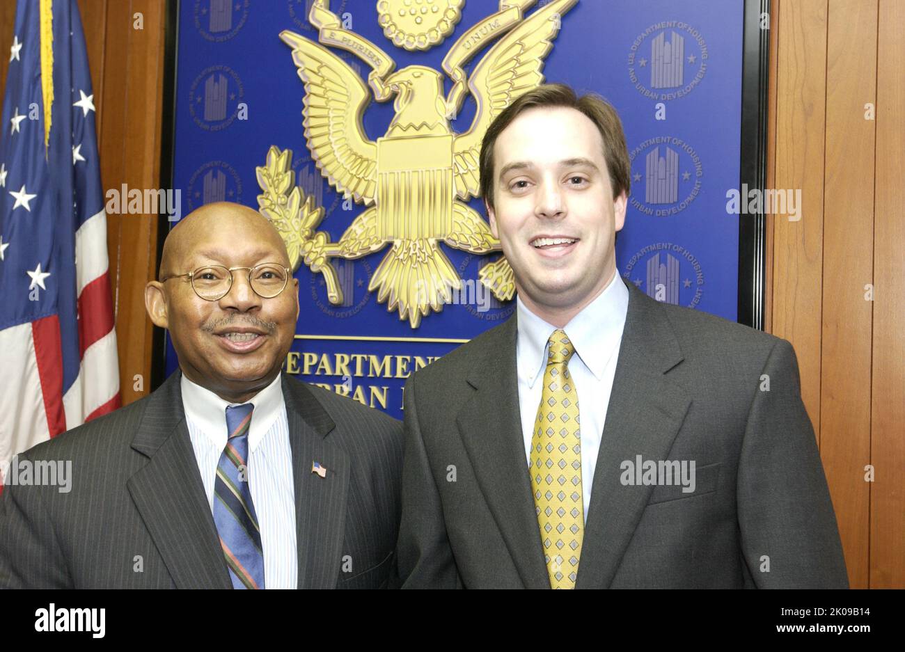 Secretary Alphonso Jackson with HUD Staff - Secretary Alphonso Jackson ...