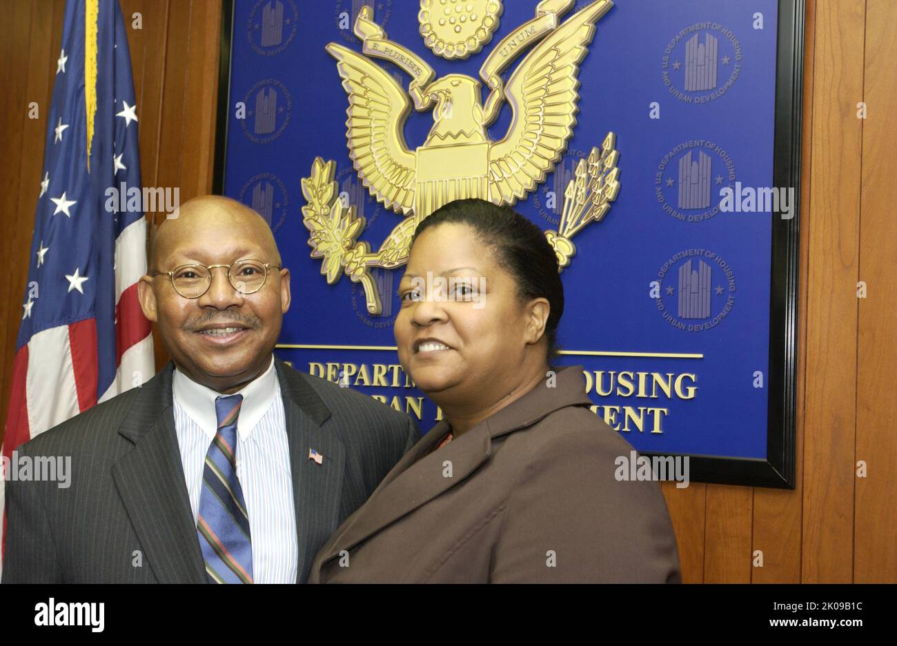 Secretary Alphonso Jackson with HUD Staff - Secretary Alphonso Jackson ...