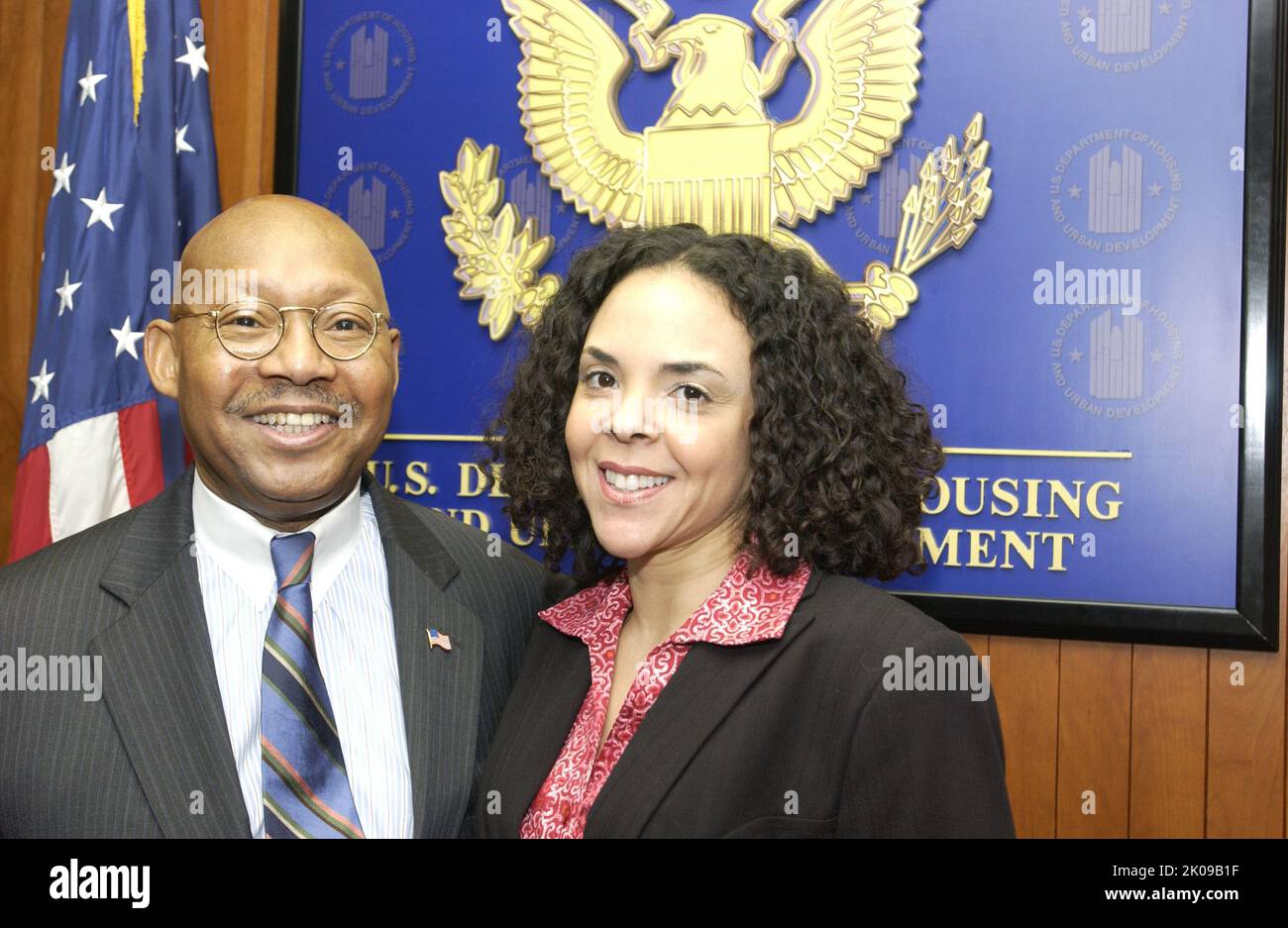 Secretary Alphonso Jackson with HUD Staff - Secretary Alphonso Jackson ...