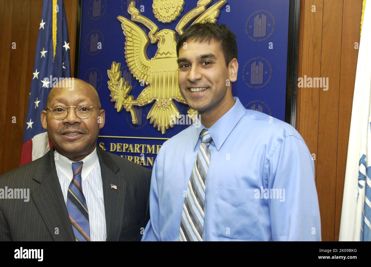 Secretary Alphonso Jackson with HUD Staff - Secretary Alphonso Jackson ...