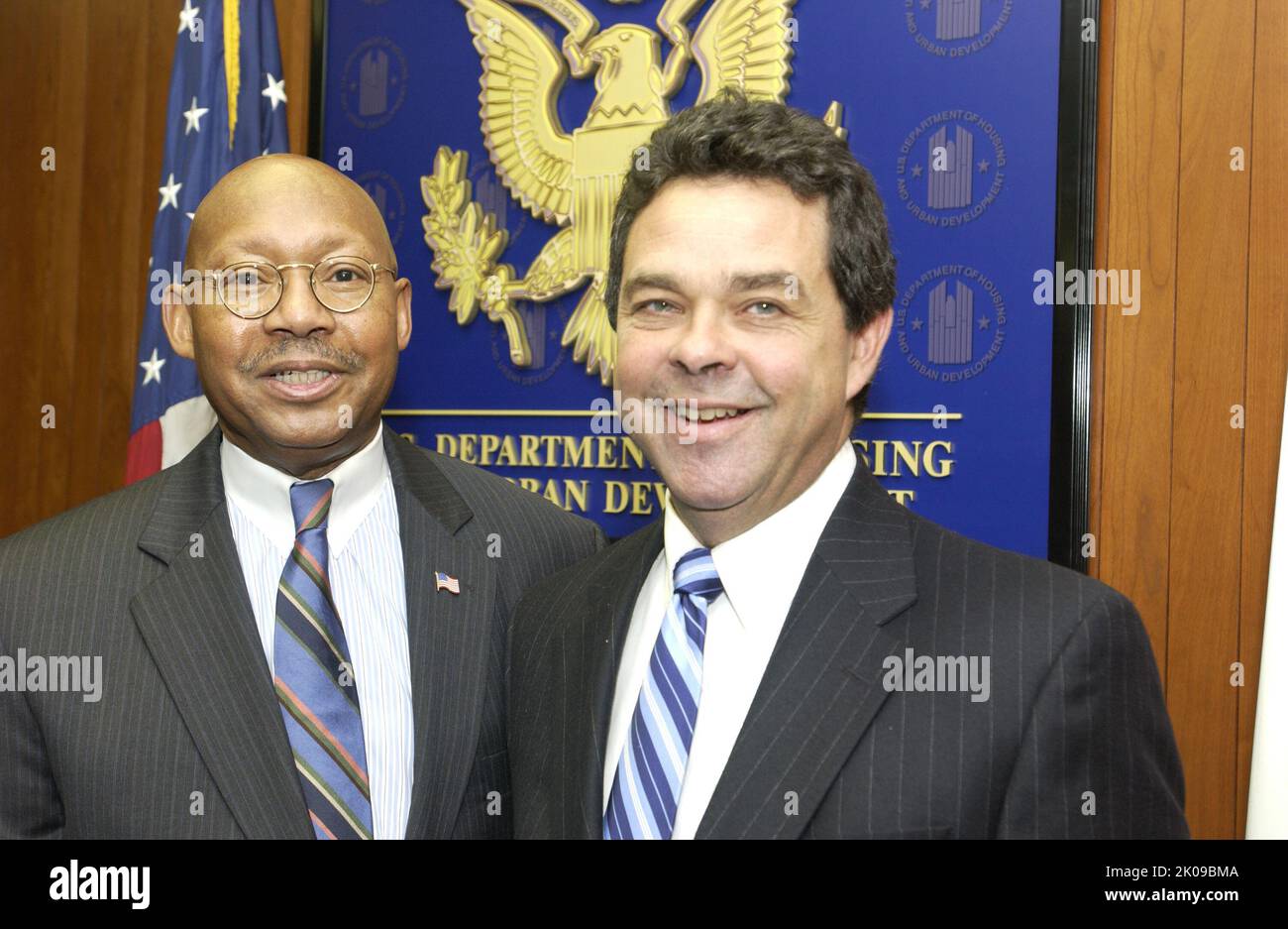 Secretary Alphonso Jackson with HUD Staff - Secretary Alphonso Jackson ...