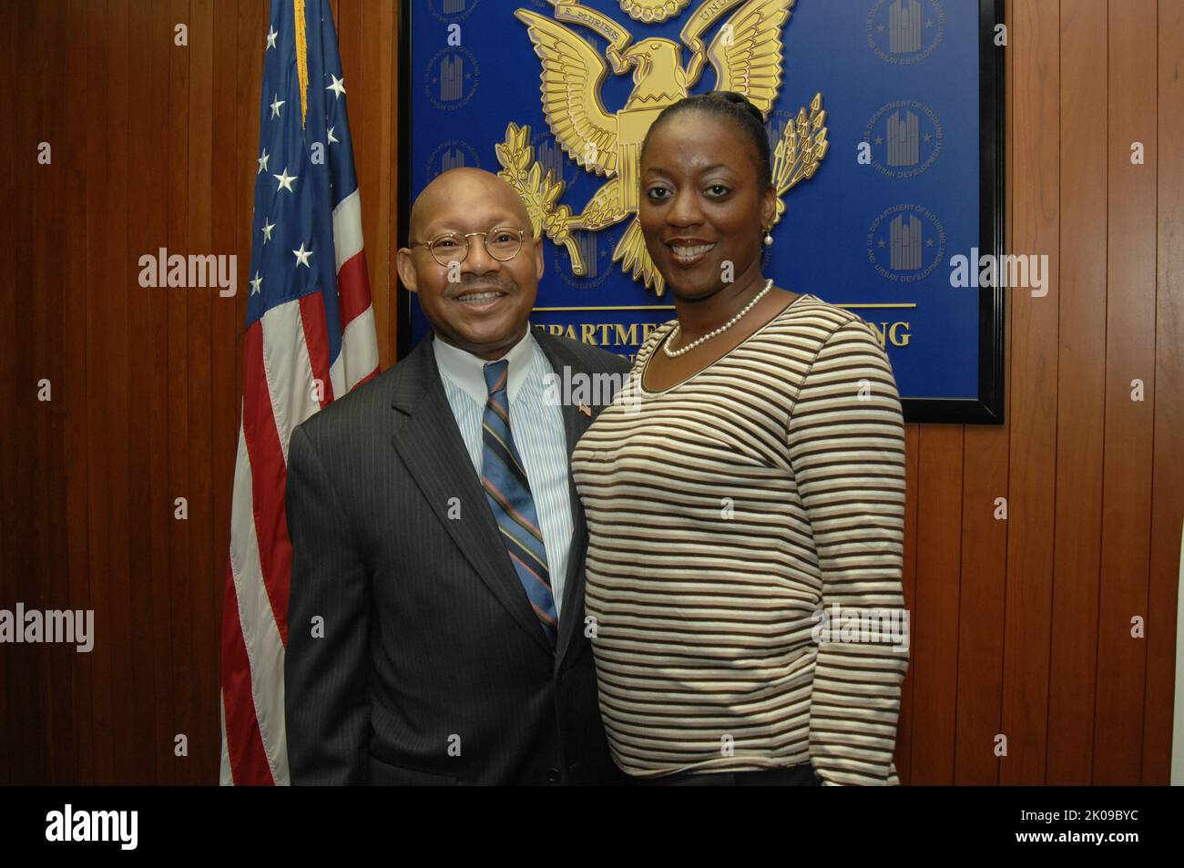 Secretary Alphonso Jackson with HUD Staff - Secretary Alphonso Jackson ...