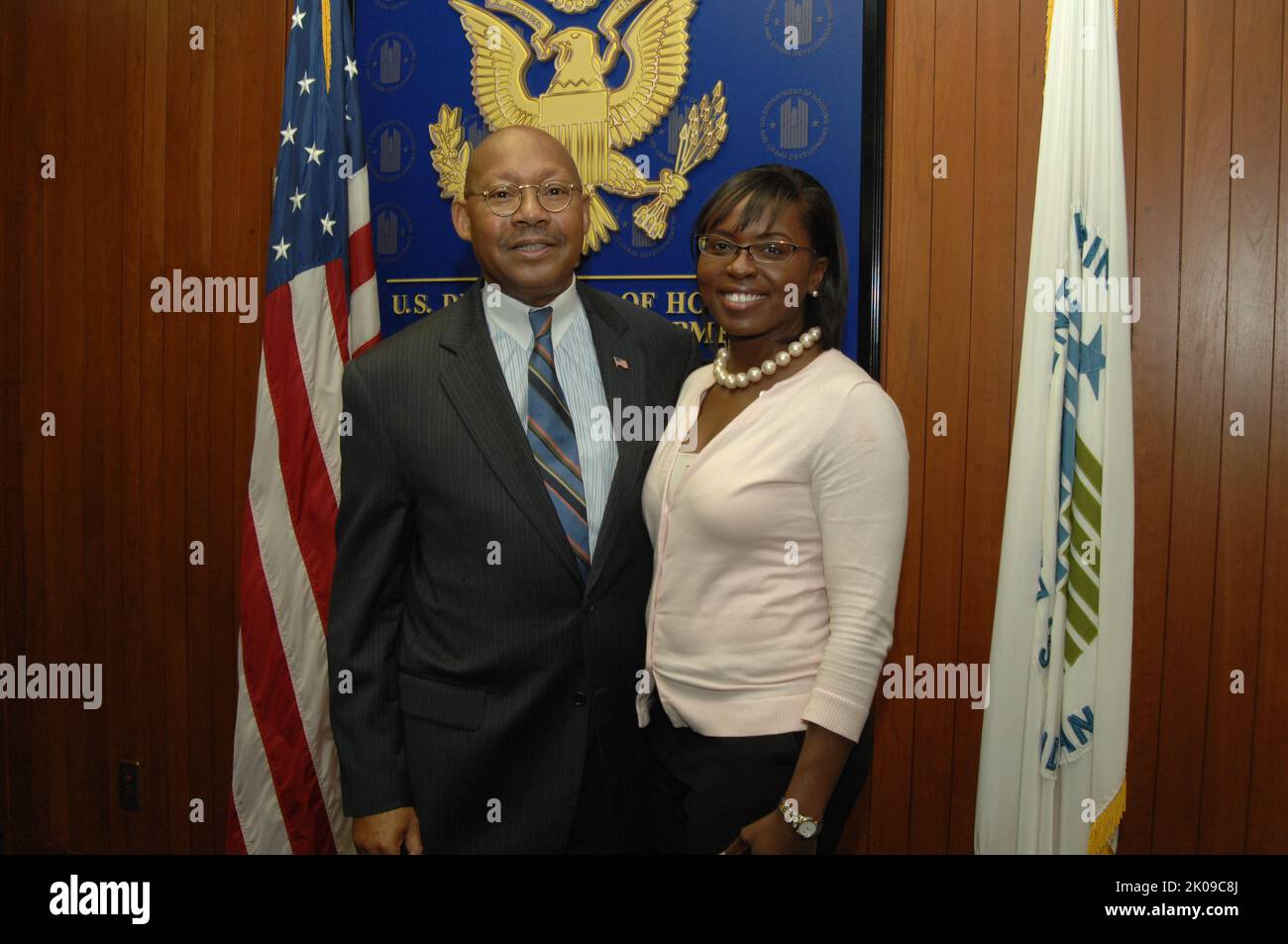 Secretary Alphonso Jackson with HUD Staff - Secretary Alphonso Jackson ...