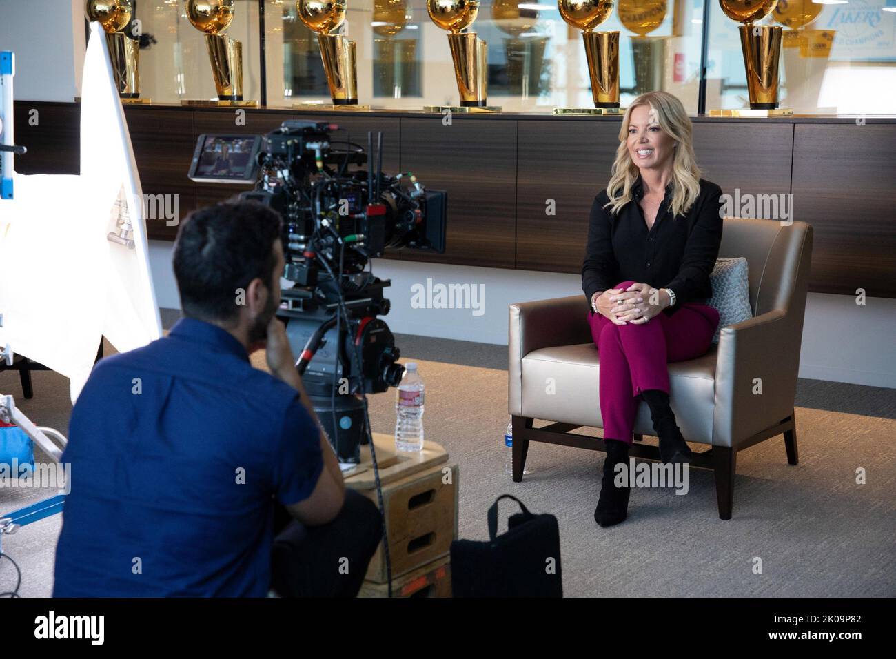 LEGACY: THE TRUE STORY OF THE LA LAKERS, (aka LEGACY: THE TRUE STORY OF ...