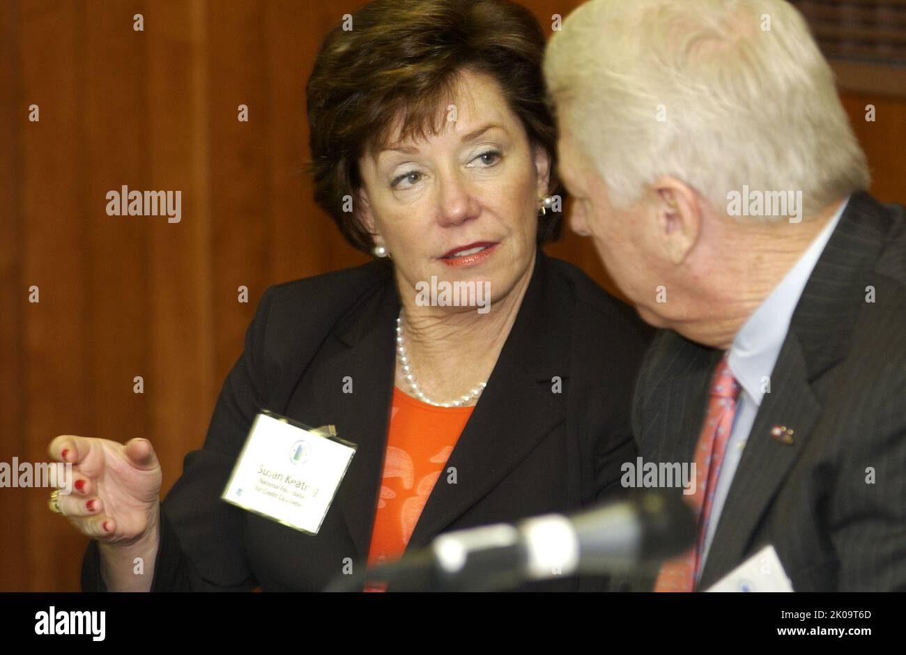 Secretary Alphonso Jackson with Estelle Franklin - Secretary Alphonso ...