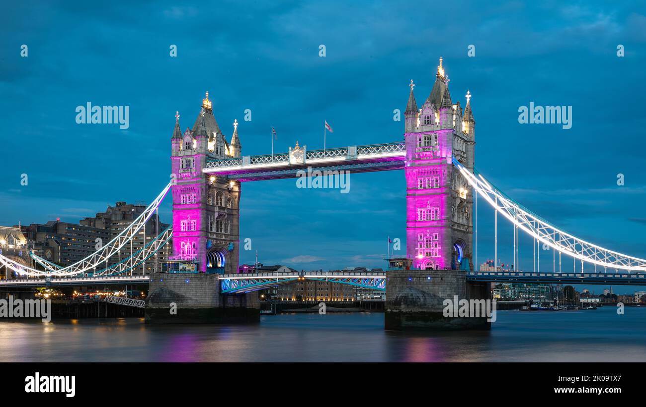 Queen elizabeth at ii tower bridge hi-res stock photography and images ...