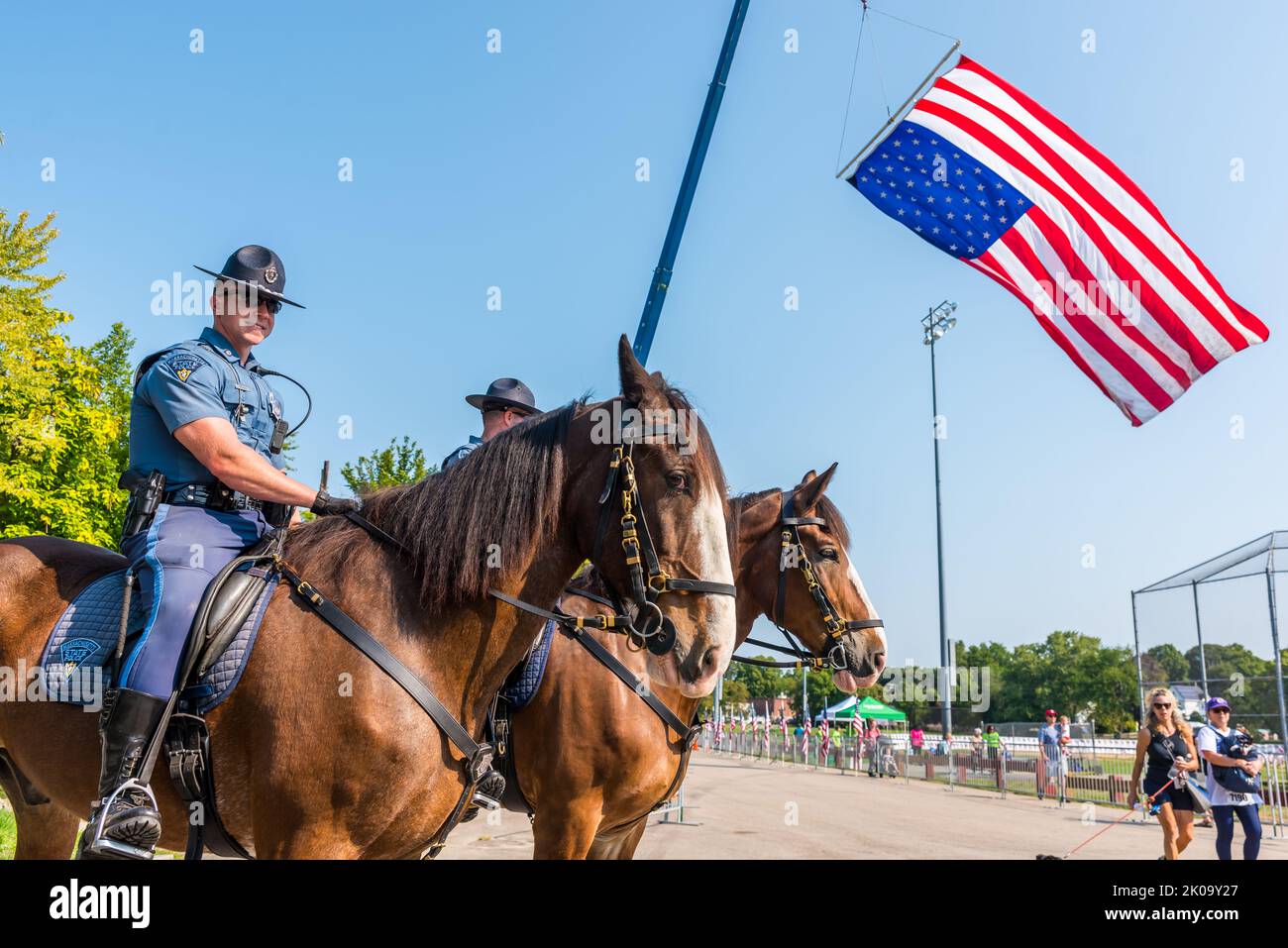Massachusetts state police mounted unit hi-res stock photography and ...