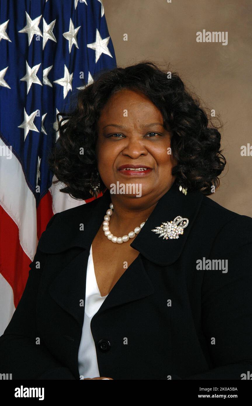Presidential Management Fellows at HUD: Portraits - Official portraits ...