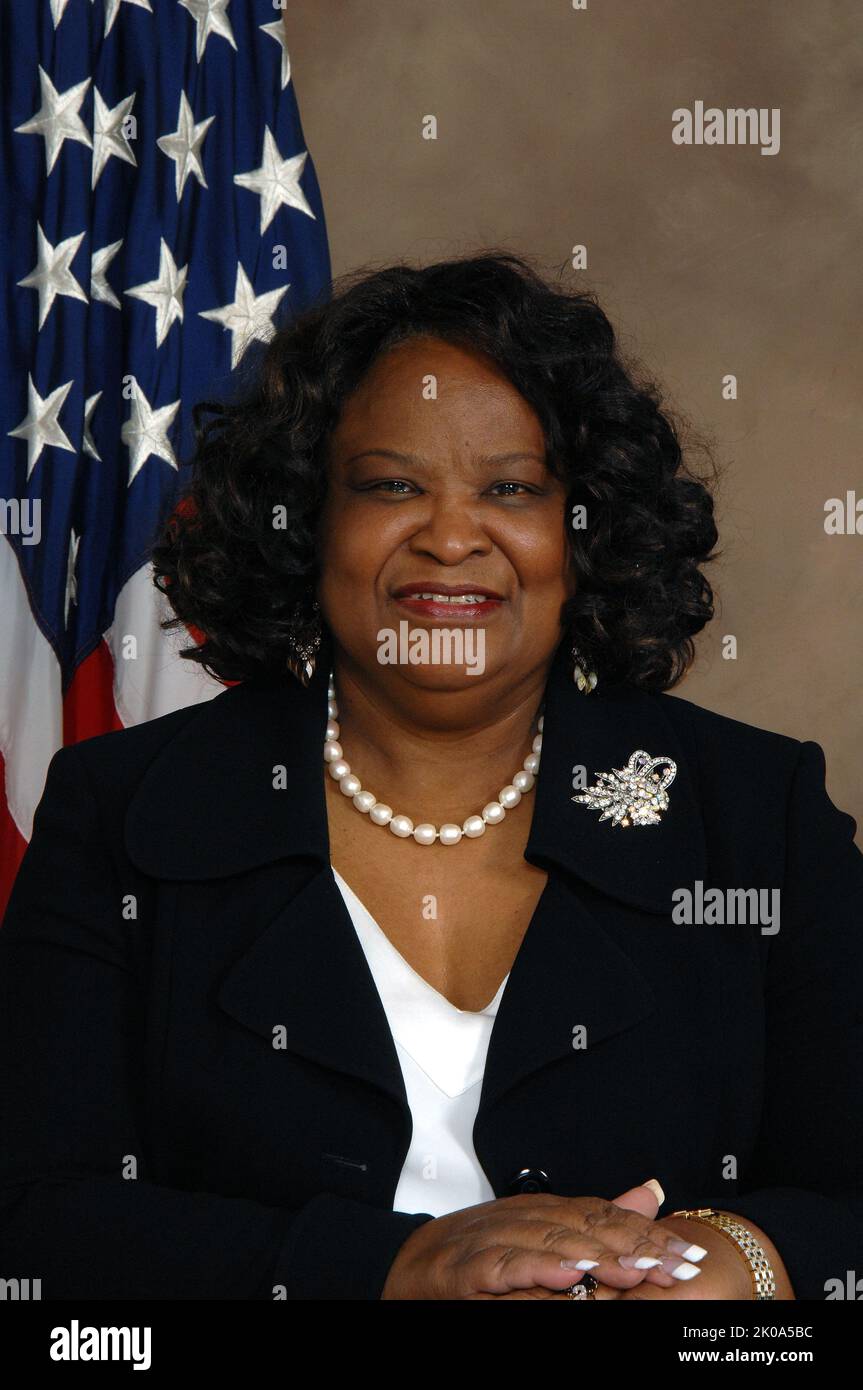 Presidential Management Fellows at HUD: Portraits - Official portraits ...