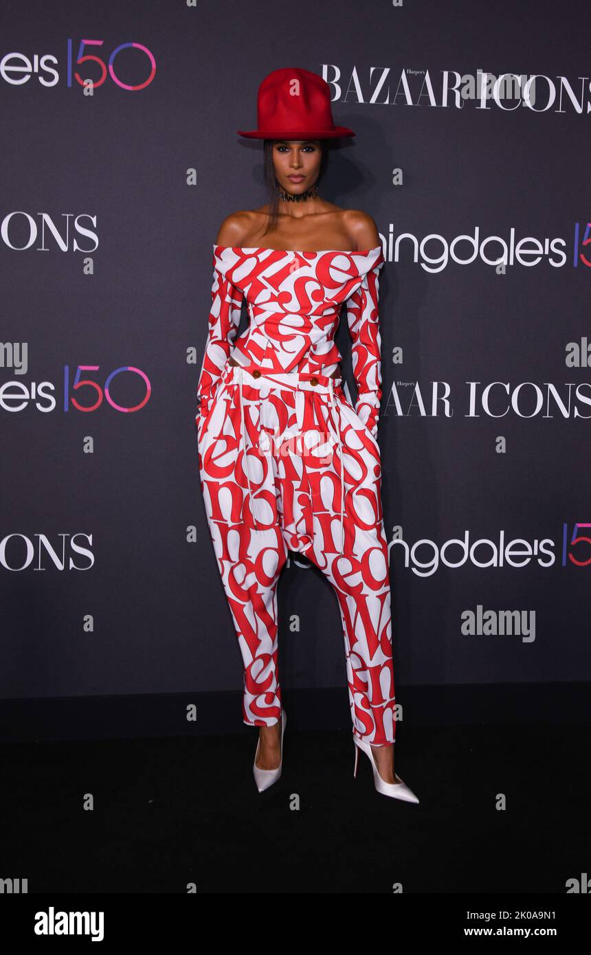 Cindy Bruna attends 2022 Harper's Bazaar ICONS & Bloomingdale's 150th ...