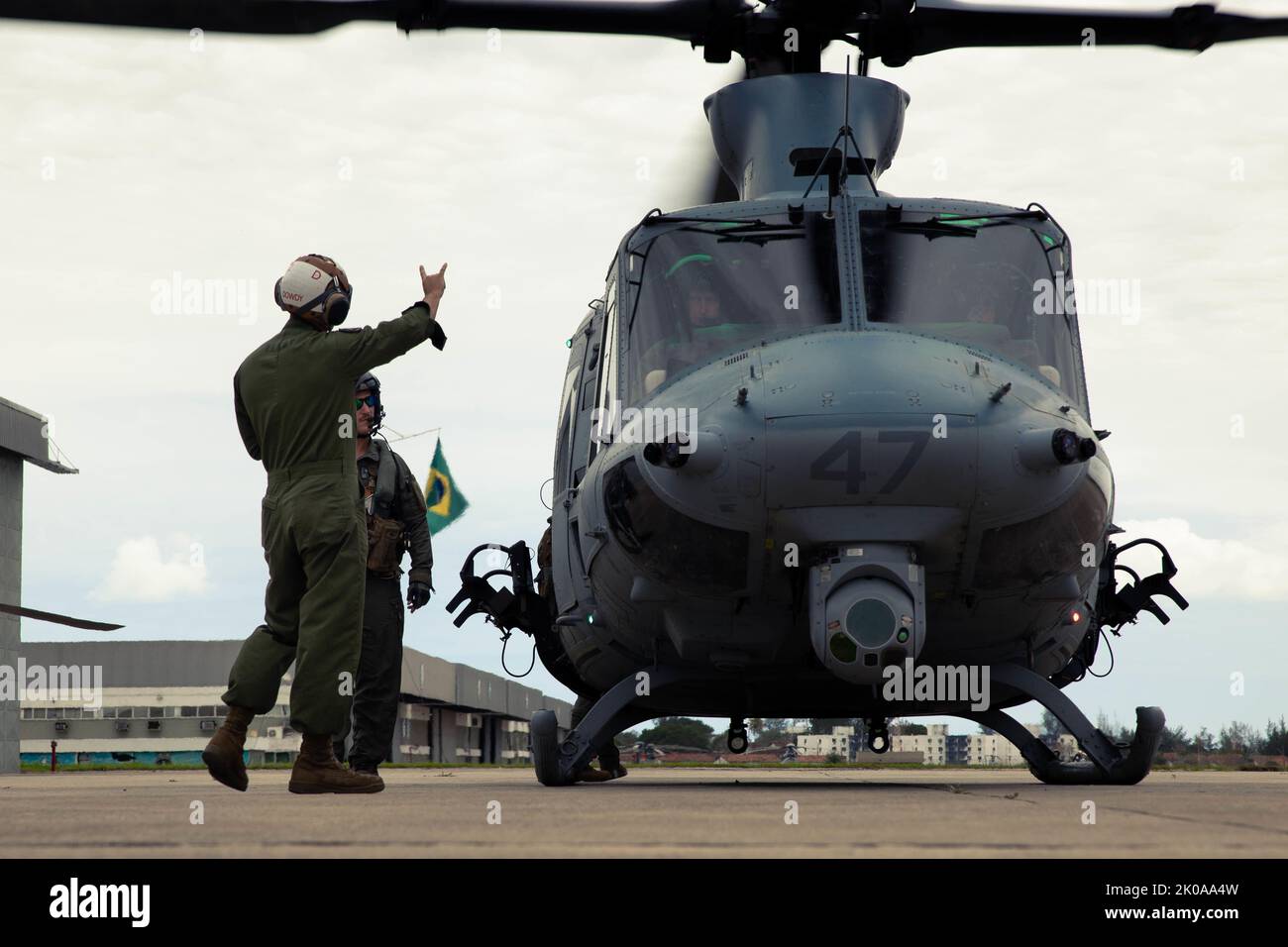 U.S. Marines with Marine Light Attack Helicopter Squadron (HMLA) 773 ...