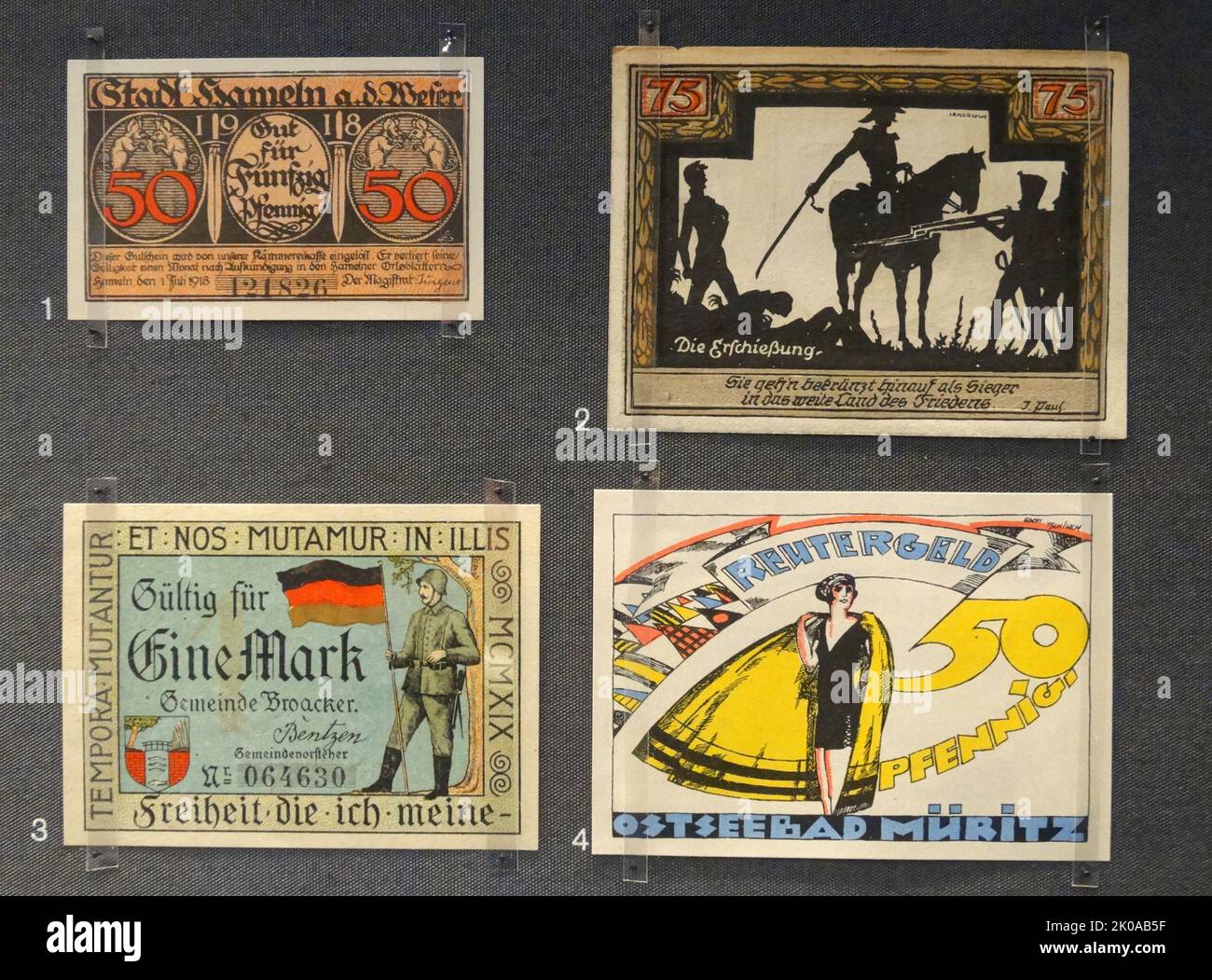 Imagery of war hi-res stock photography and images - Alamy