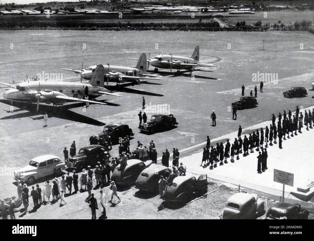 King George VI of England with Queen Elizabeth, Princess Margaret and ...