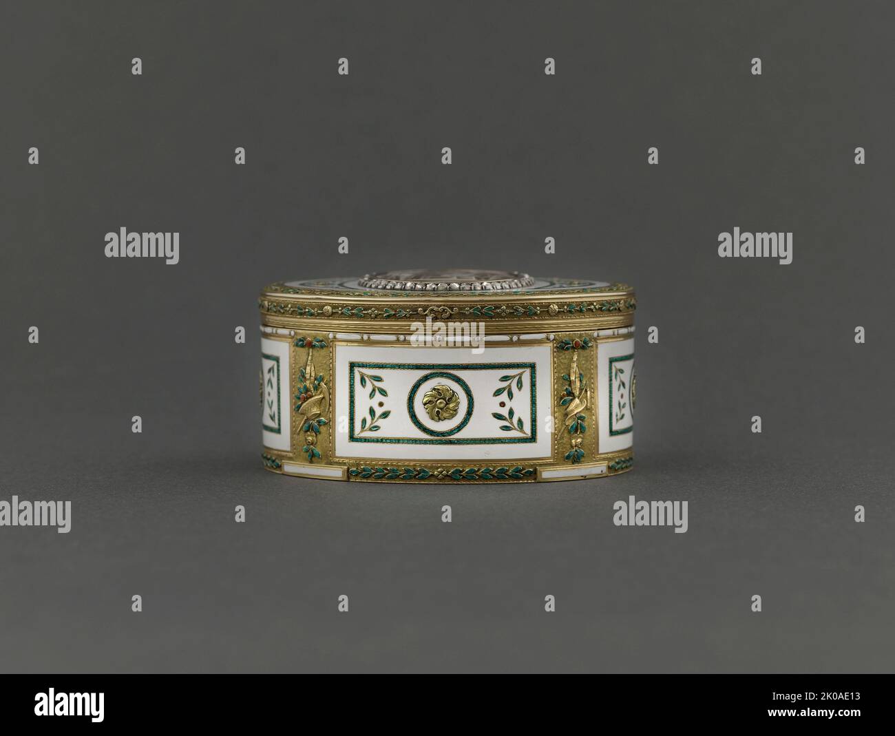 Enamelled box hi-res stock photography and images - Alamy