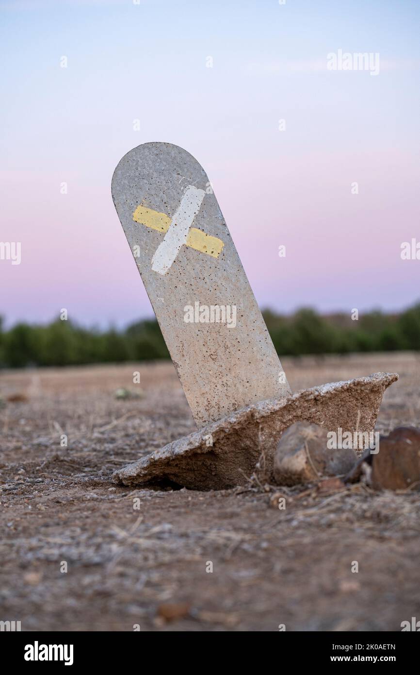 Cross marked stone hi-res stock photography and images - Alamy